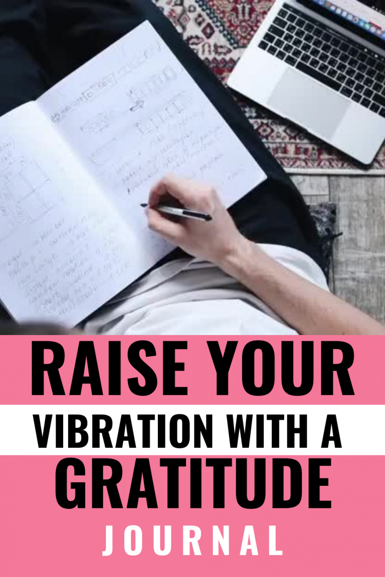 What is a Gratitude Journal & Why Should You Use One Daily?